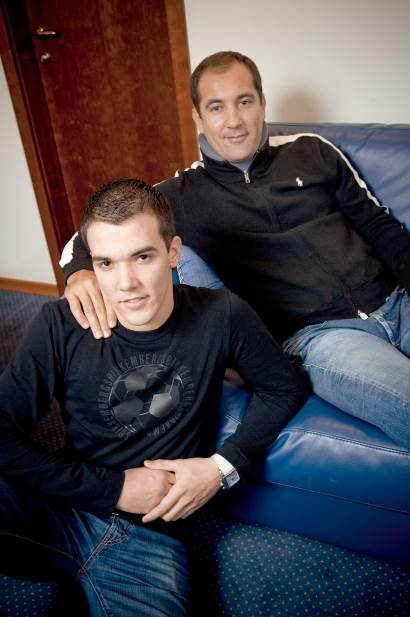 TRADICIONALNI VS. NOVI MEDIJI: Amerikanci se okrecu društvenim medijima ...