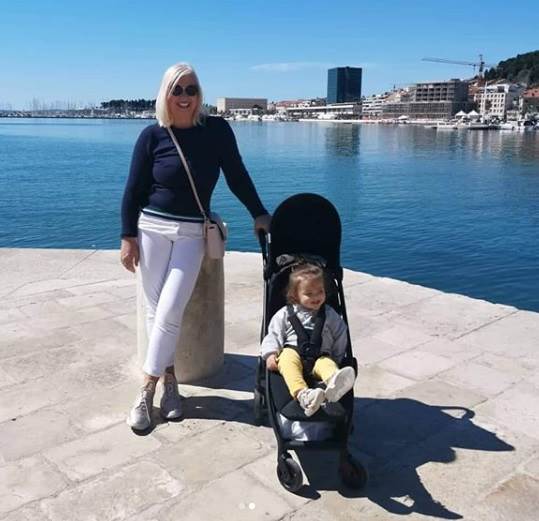 Danijela Dvornik objavila rijetko viđenu fotografiju | Story Danijela Dvornik objavila rijetko viđenu fotografiju | Story