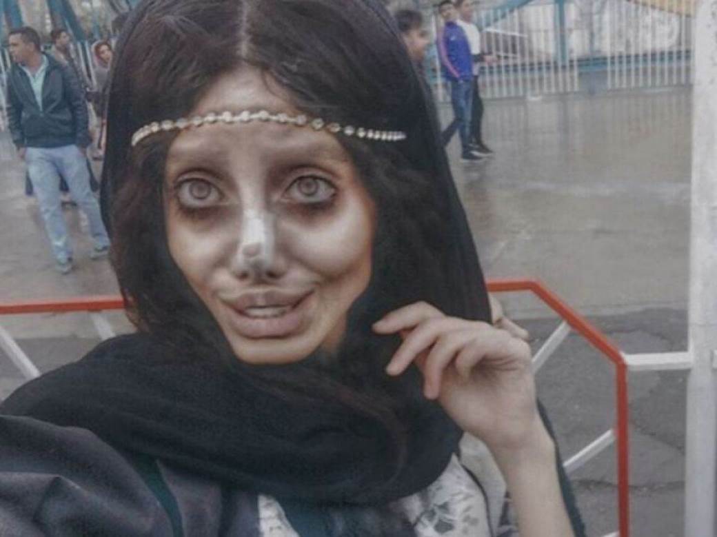 'Dvojnica Angeline Jolie' uhićena zbog bogohuljenja | Story