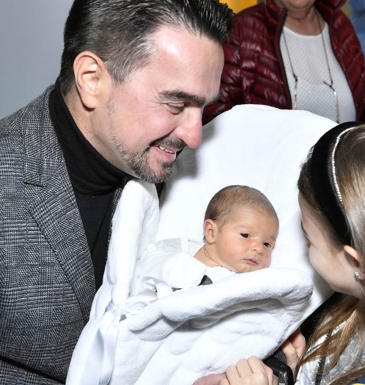 Jole otkrio što se dogodilo otkad je maleni Ivan Luka stigao kući | Story