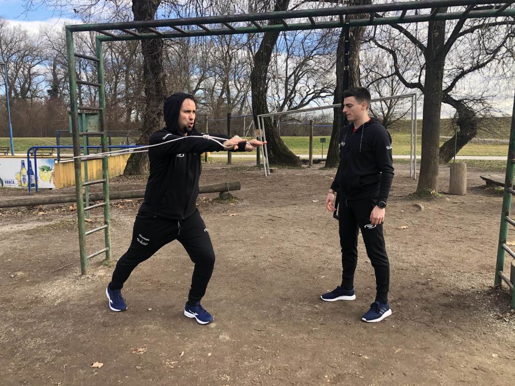 Rafael Dropulić Rafo u novom izazovu 'Fit katolik' | Story