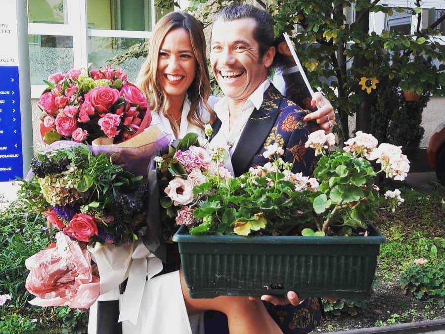 Intimna idila u troje zavladala u domu Maria Petrekovića | Story