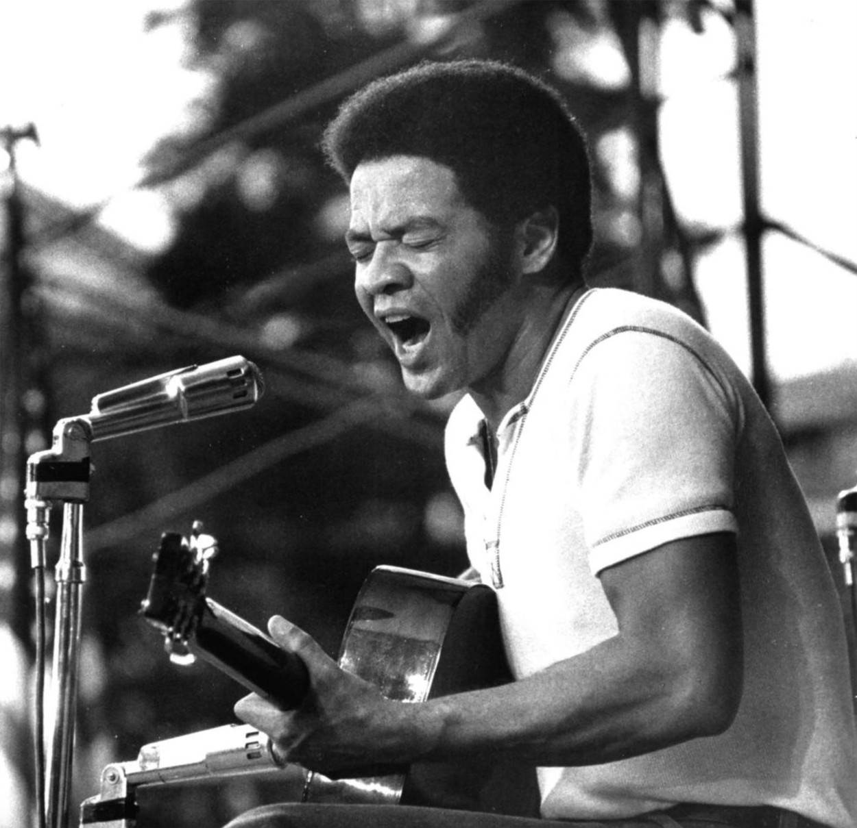 Preminuo legendarni pjevač čiji je hit himna liječnika danas | Story