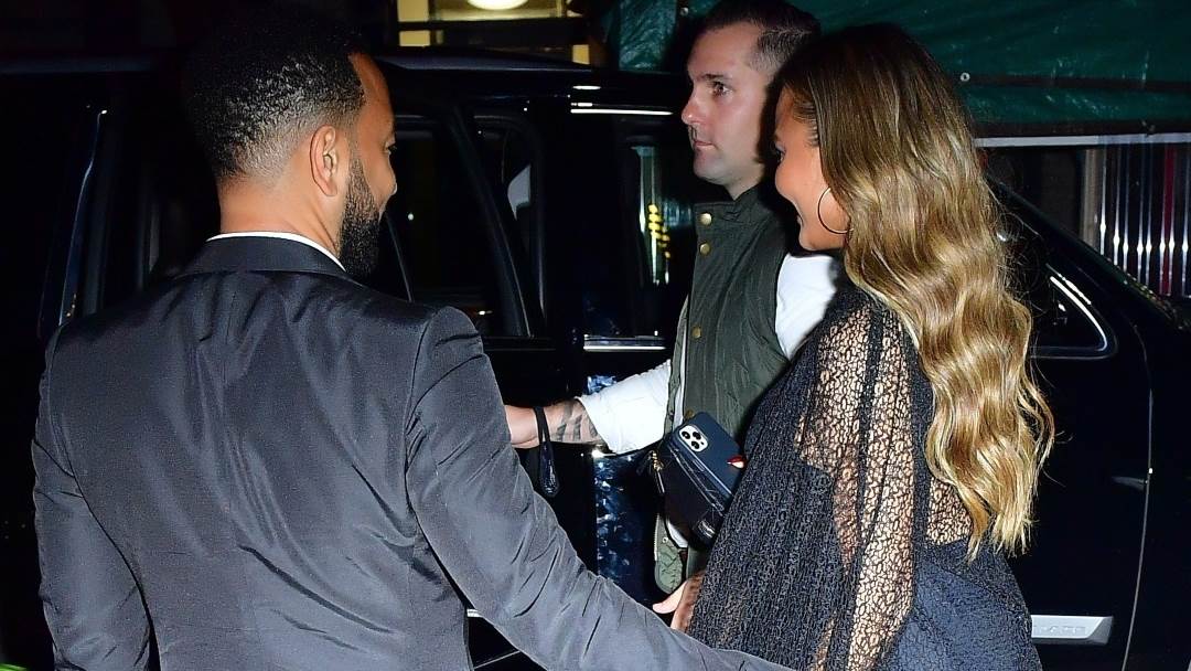 Chrissy Teigen u prozirnoj haljini | Story