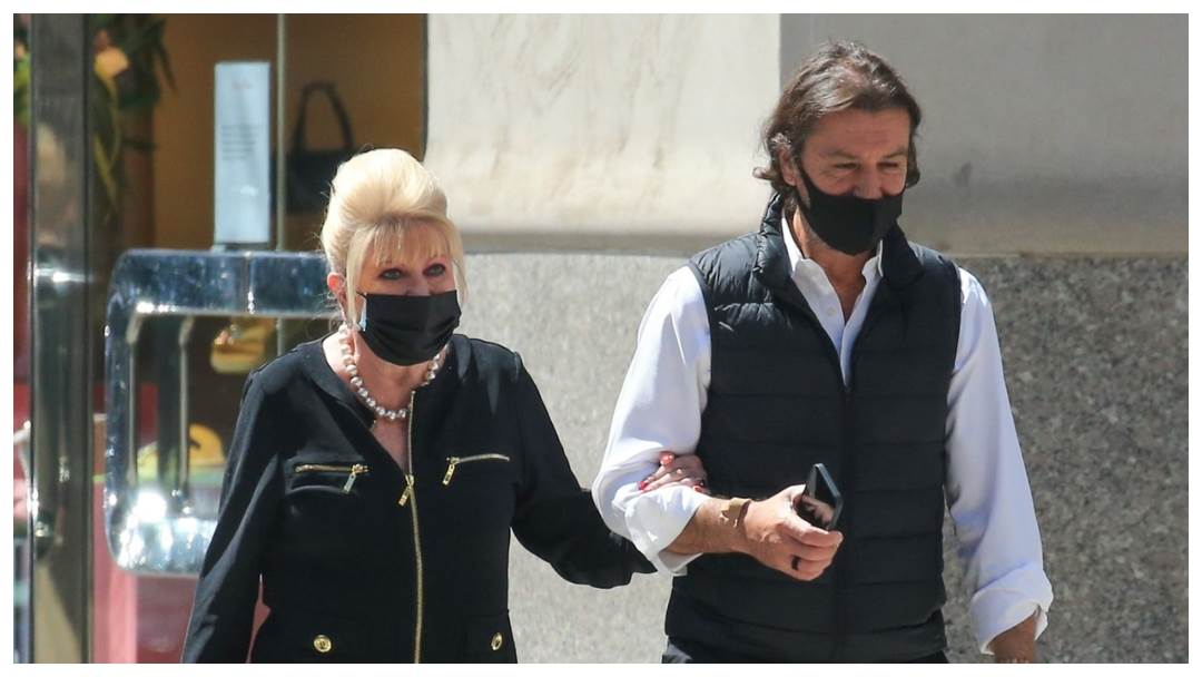 Preminuo bivši muž Ivane Trump | Story