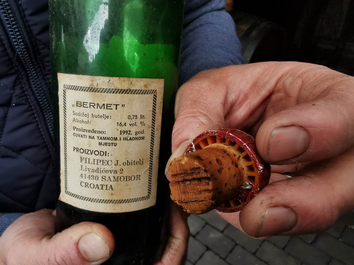 Samoborski bermet | Story