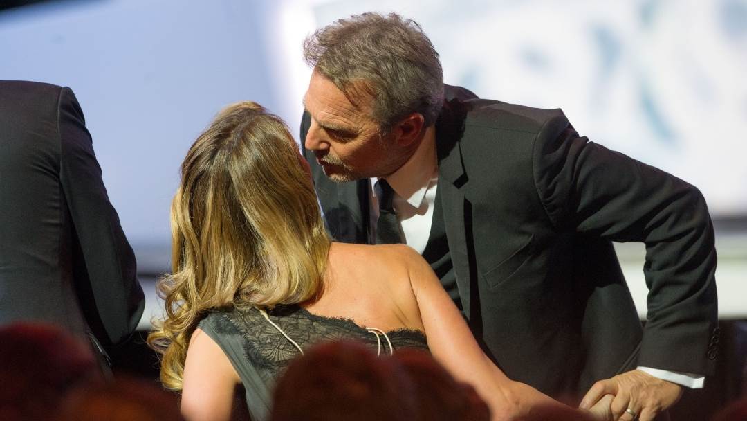 S kim je Kevin Costner varao ženu? | Story