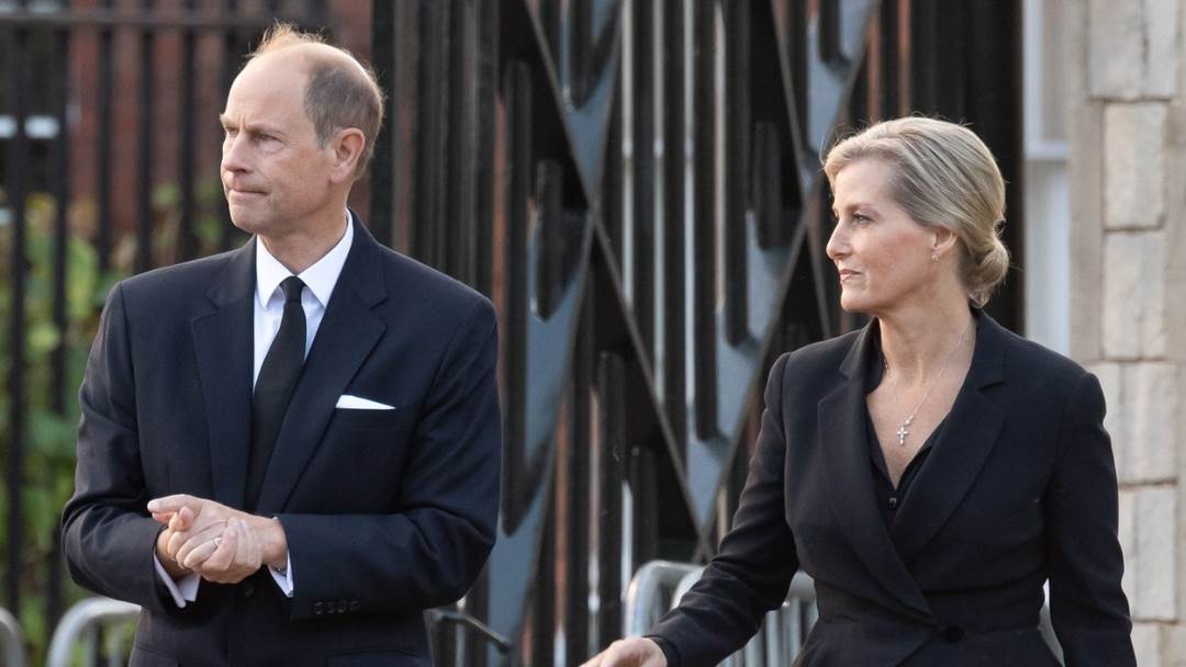 Tko je princ Edward | Story