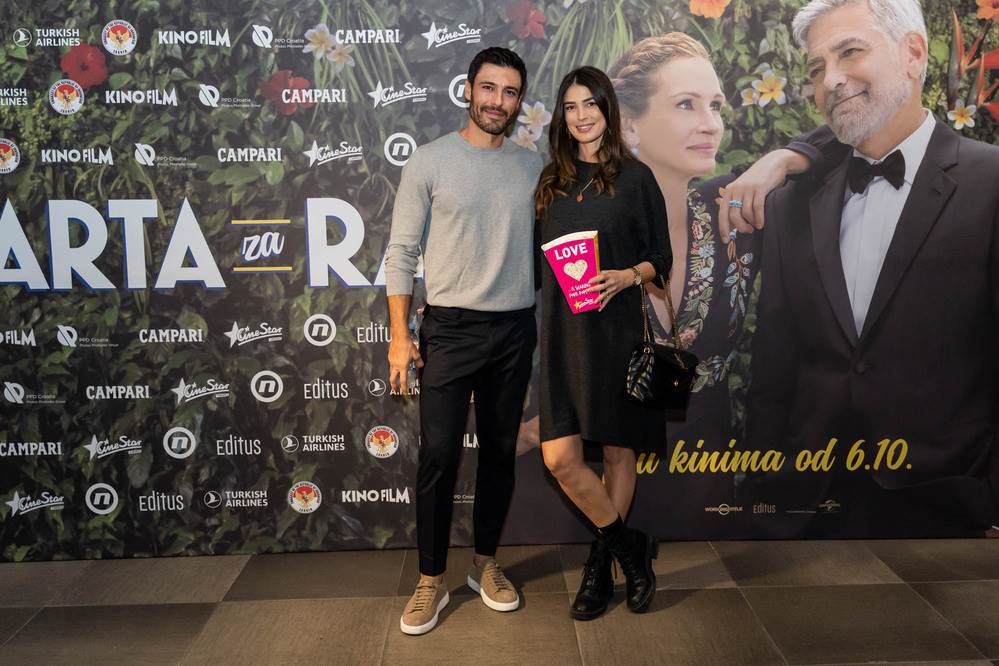 Premijera filma Karta za raj | Story