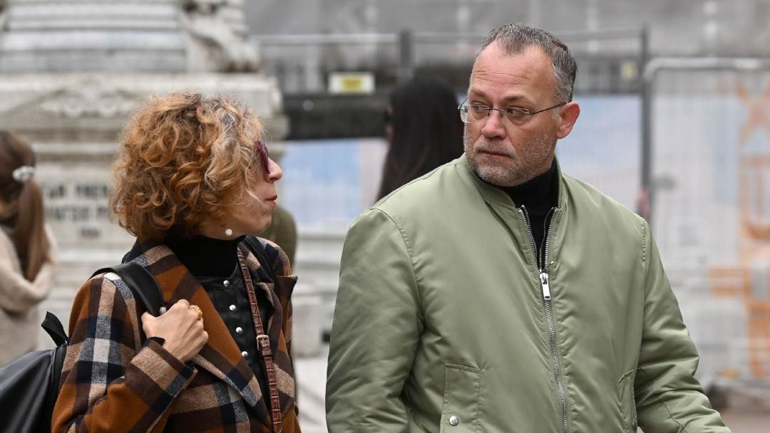 Zlatko Hasanbegović sa suprugom u šetnjij | Story