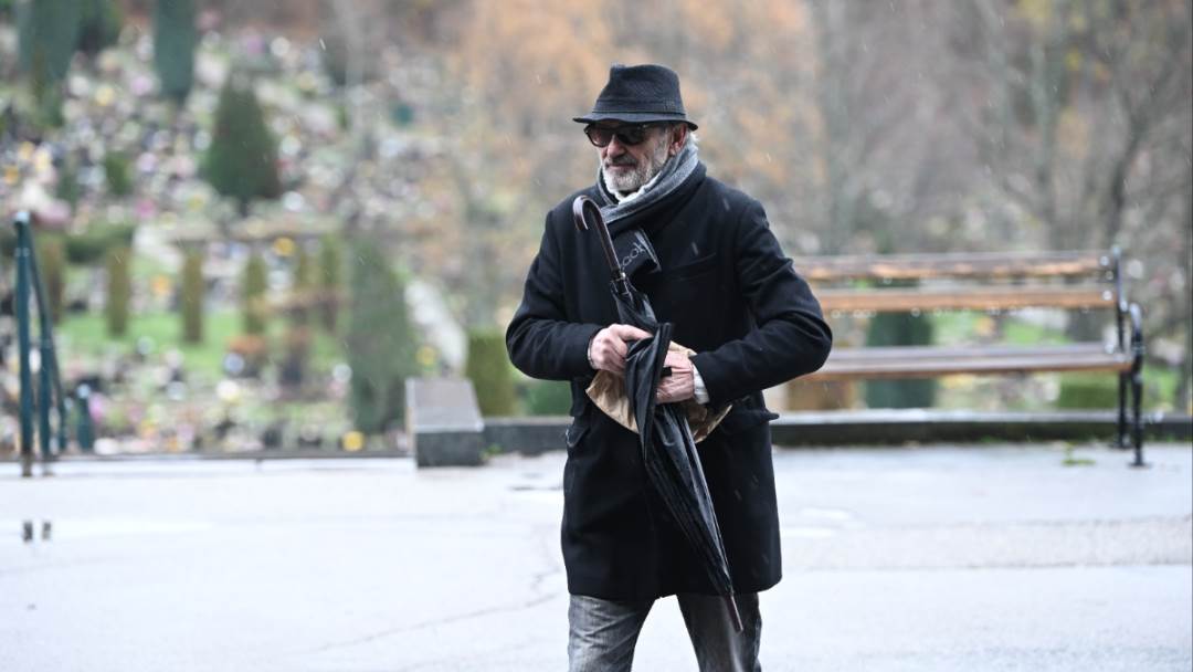 Otac Ive Jerković na sprovodu Saše Zalepugina | Story