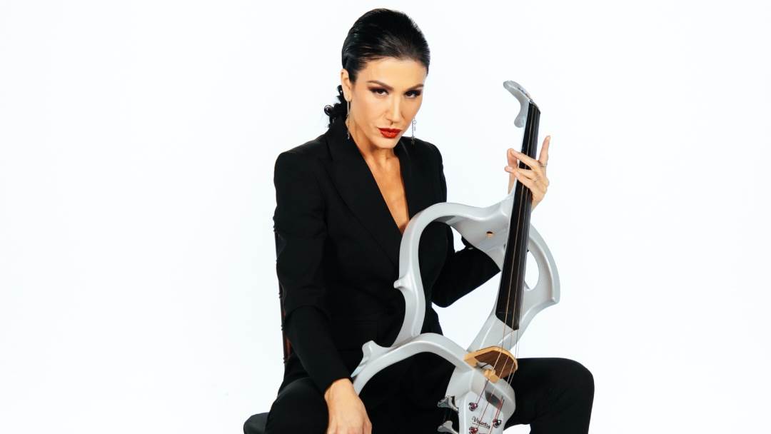 Ana Rucner predstavila novu pjesmu Strah od ljubavi | Story