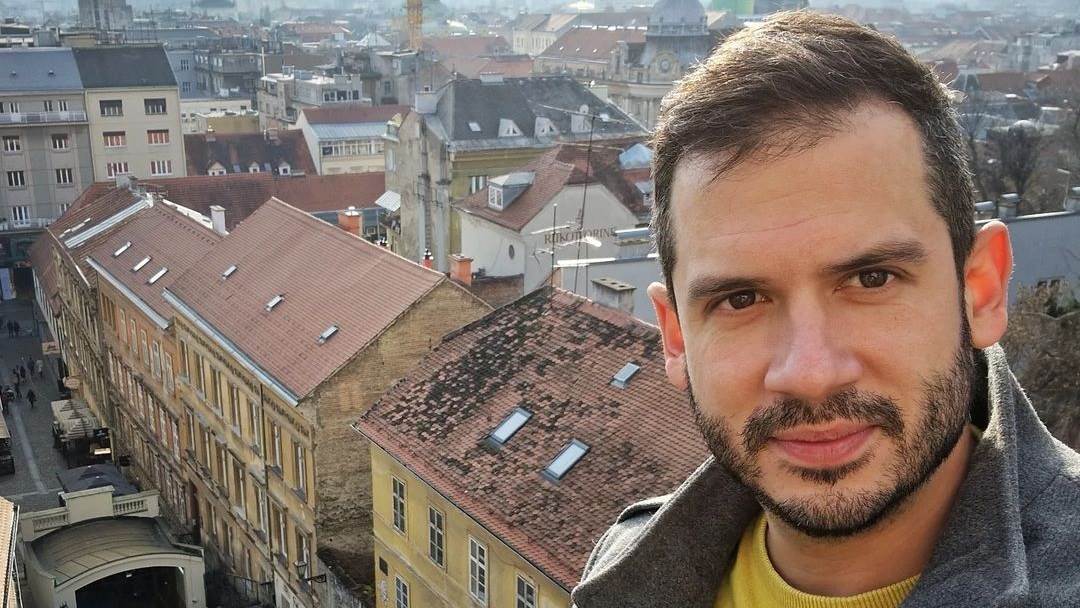 Boris Rogoznica objavio fotografiju s majkom | Story