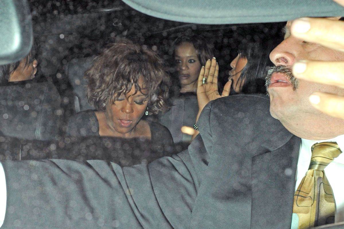 kako je Whitney Houston izgledala u trenutku smrti | Story