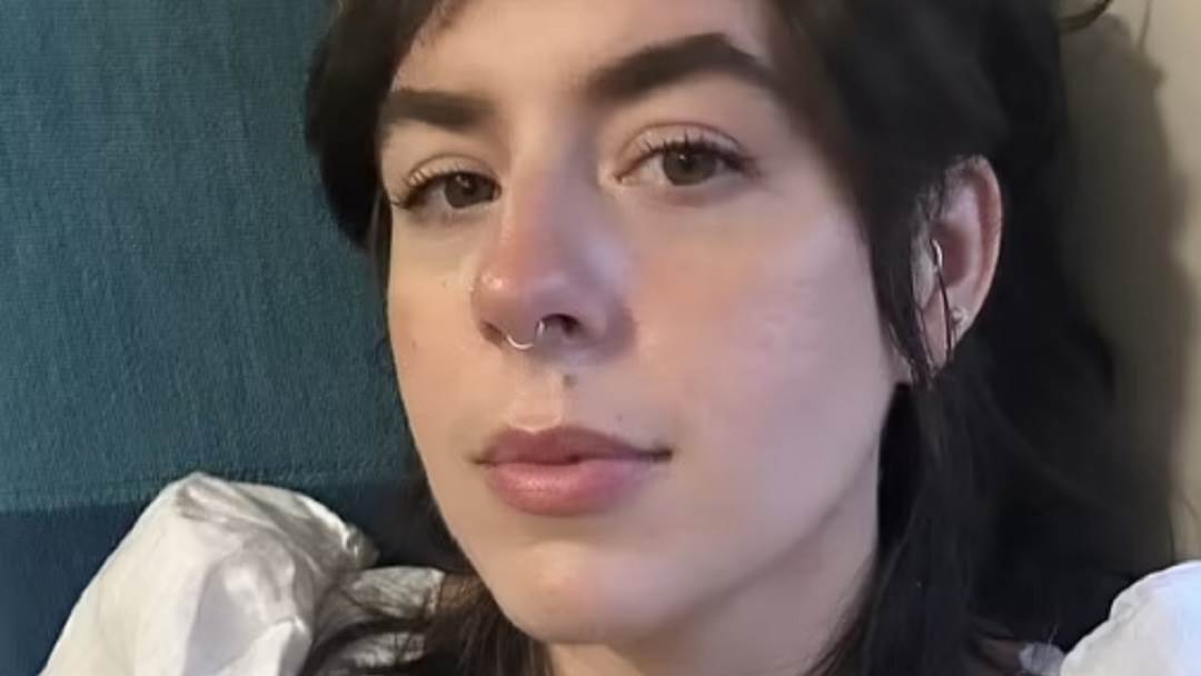 Kako danas izgleda posvojena kći Toma Cruisea i Nicole Kidman | Story