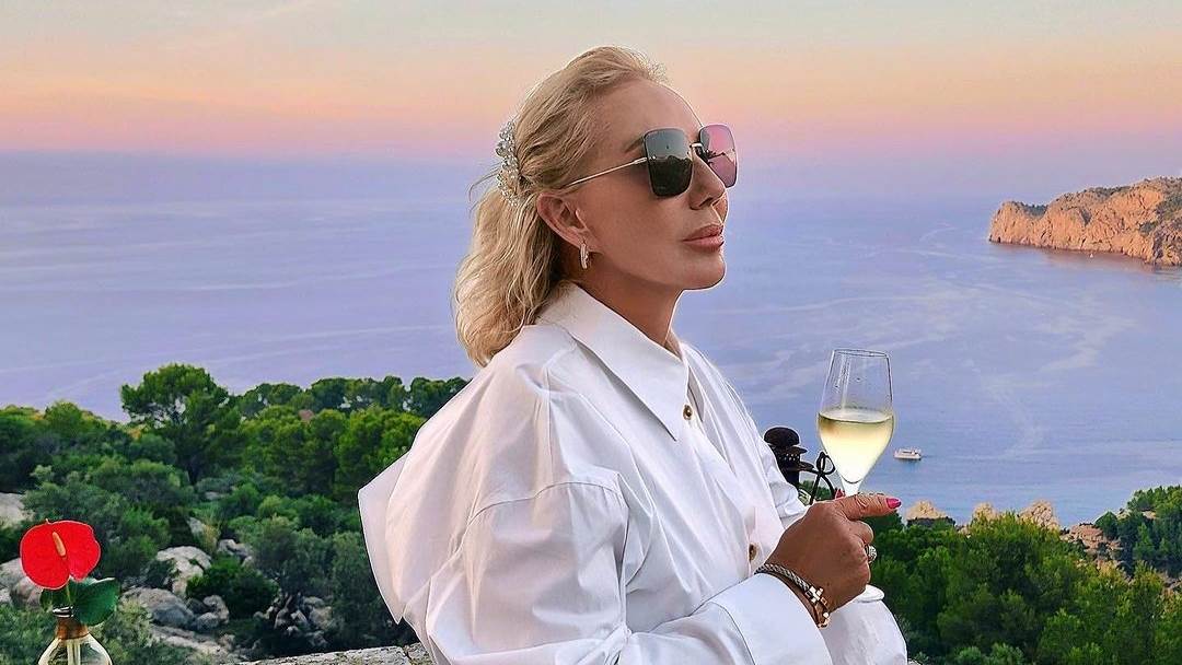 Kako je Lepa Brena izgubila 17 kilograma za 6 mjeseci i održala kilažu ...