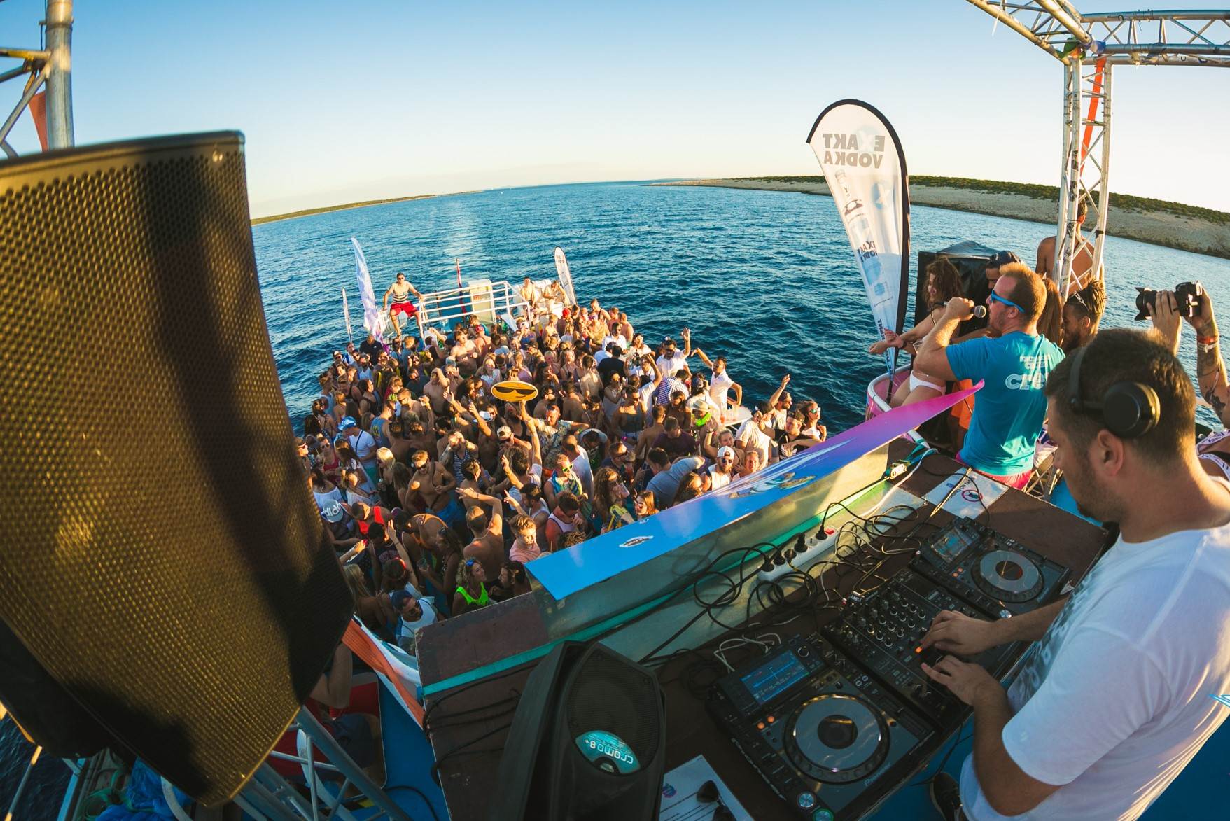 Top 10 hitova uz koje ćete plesati ovog ljeta | Story