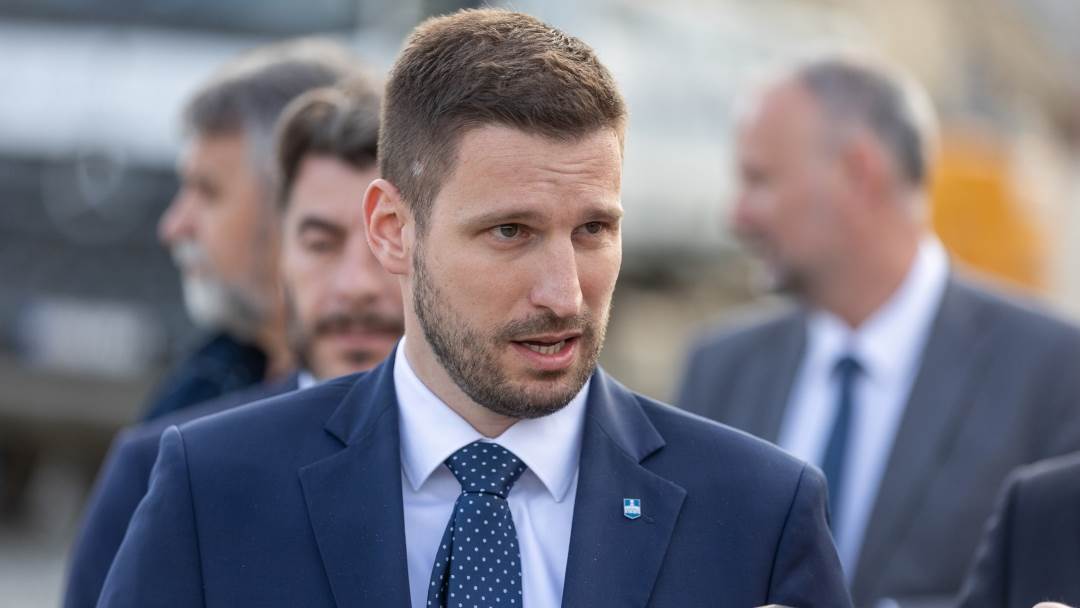 Ivan Radić pozirao sa sinom | Story