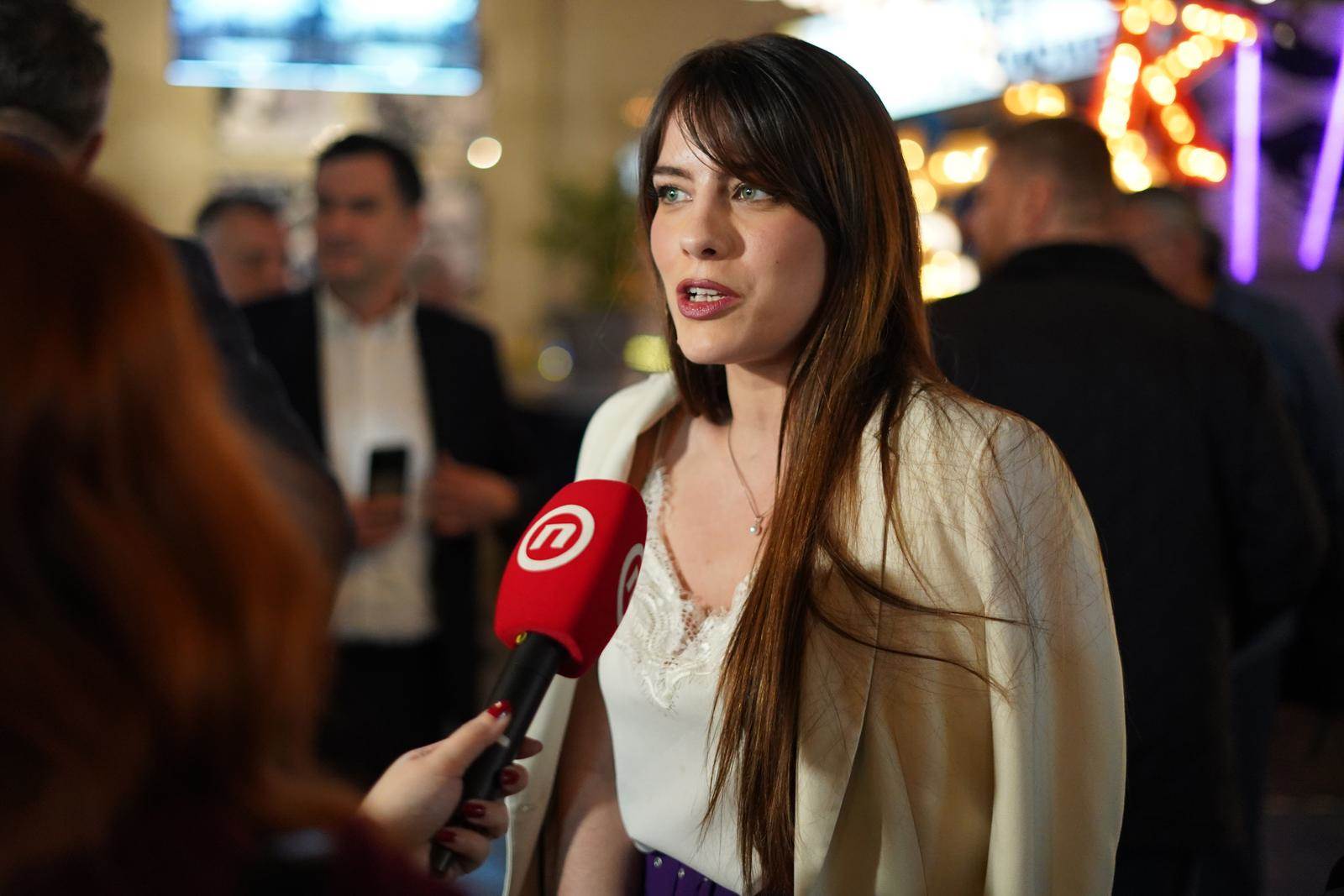 Ana Uršula Najev i Momčilo Otašević na premijeri filma | Story