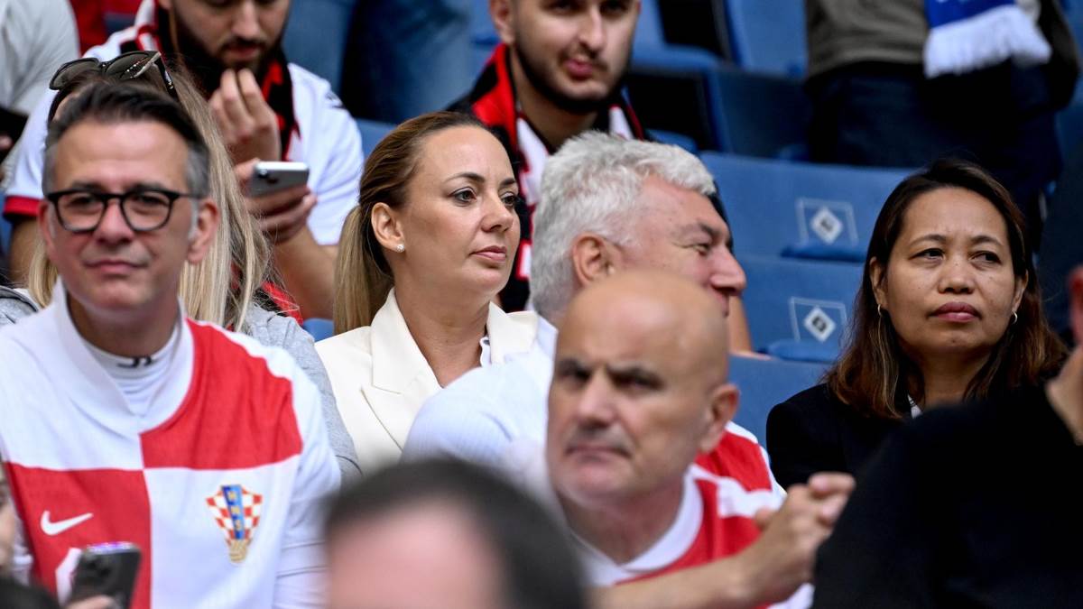 Vanja Modric na utakmici Hrvatska Albanija | Story