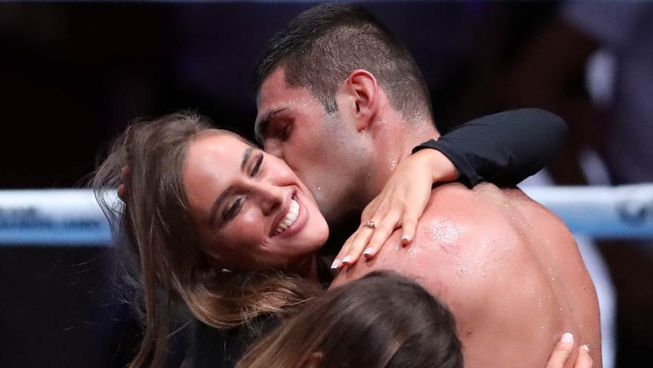 Tko je supruga Filipa Hrgovica? | Story