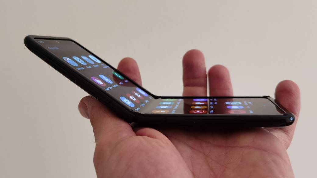 ZANIMAJU LI VAS SAVITLJIVI EKRANI? Stiže treća generacija Samsungovih ...