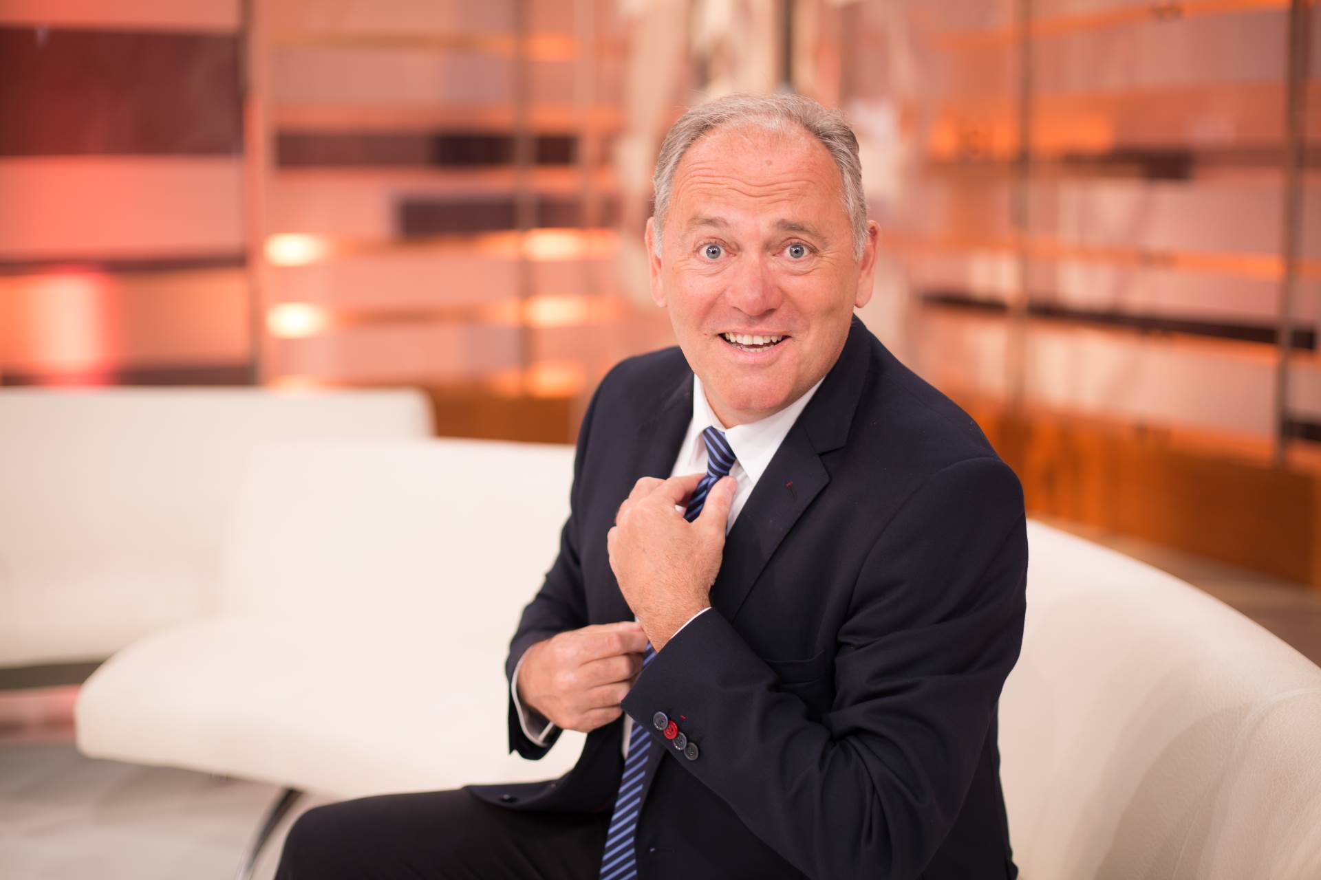 Mirko Fodor svoju ženu i dvije kćeri izluđuje pedantnošću | Story