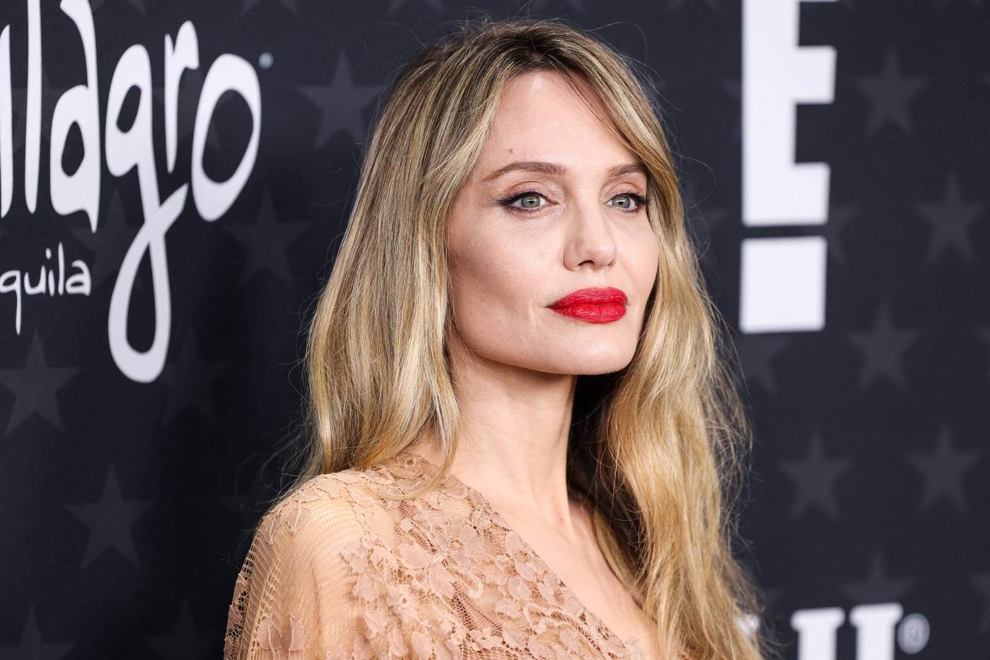 Smjesa za punije usne od 2 jeftina sastojka | Story