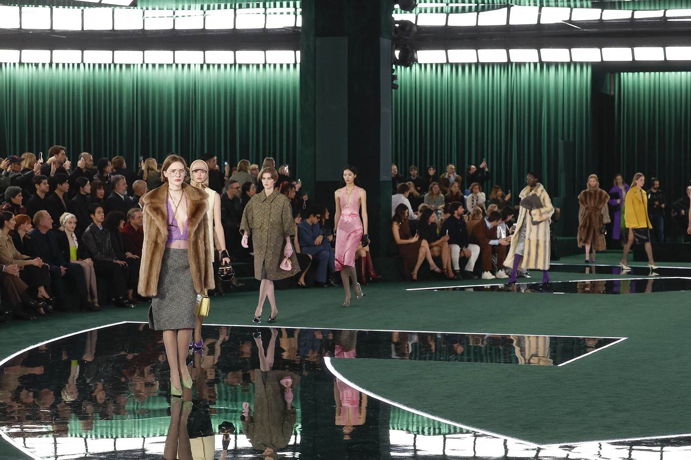 Gucci modna revija za jesen 2025 | Story