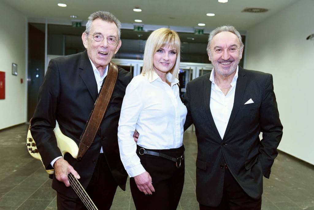 Vladimir Kočiš Zec proslavio 77. rođendan. | Story