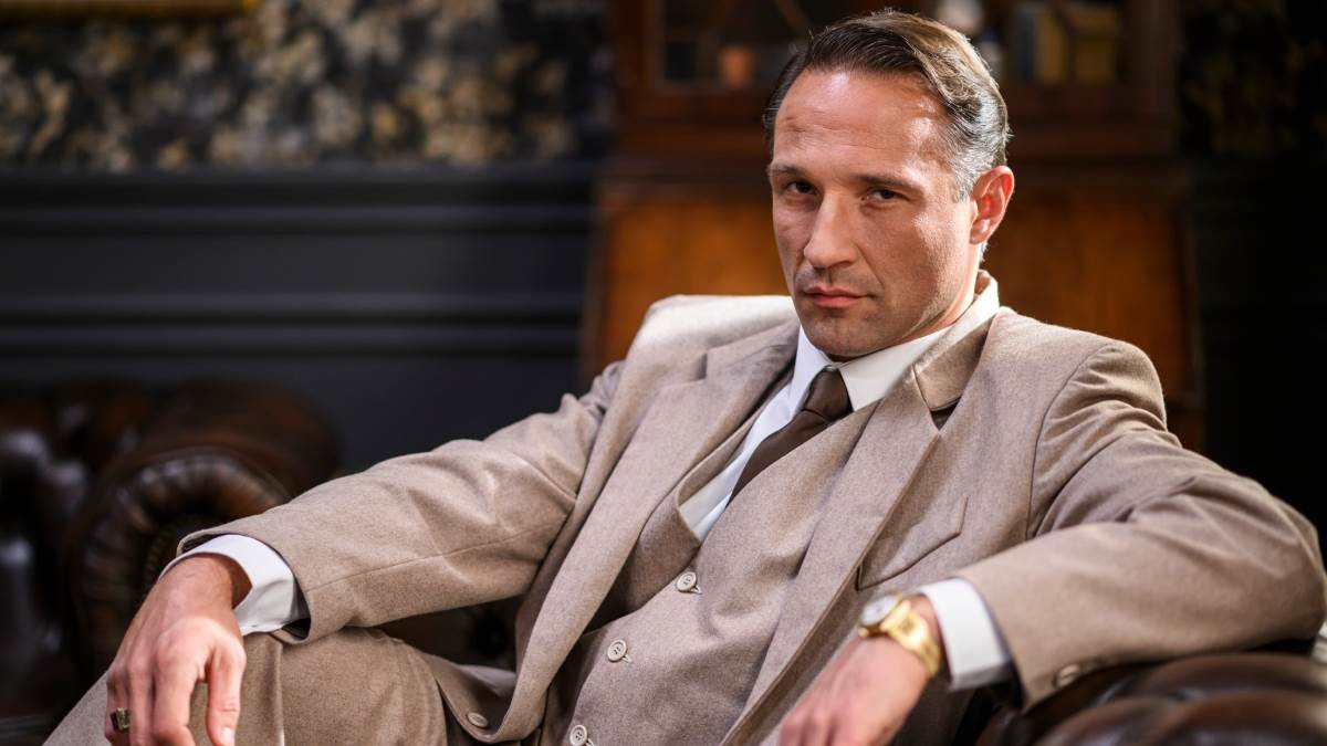 Tko je glumac Klemen Novak, negativac iz serije Divlje pčele? | Story