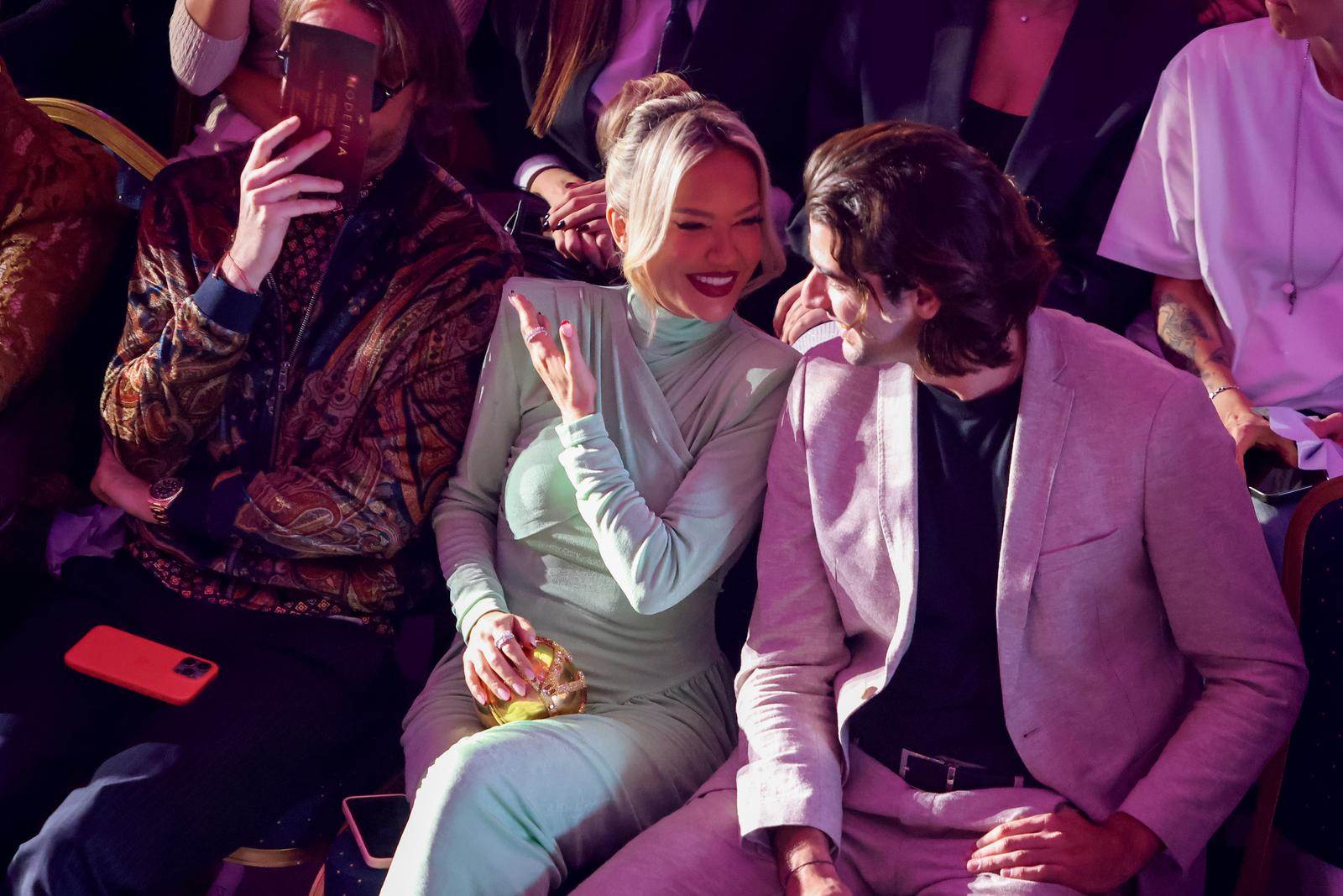 Maja Šuput i Šime Elez na istom mjestu kao Laura i Barbara iz Gospodina ...