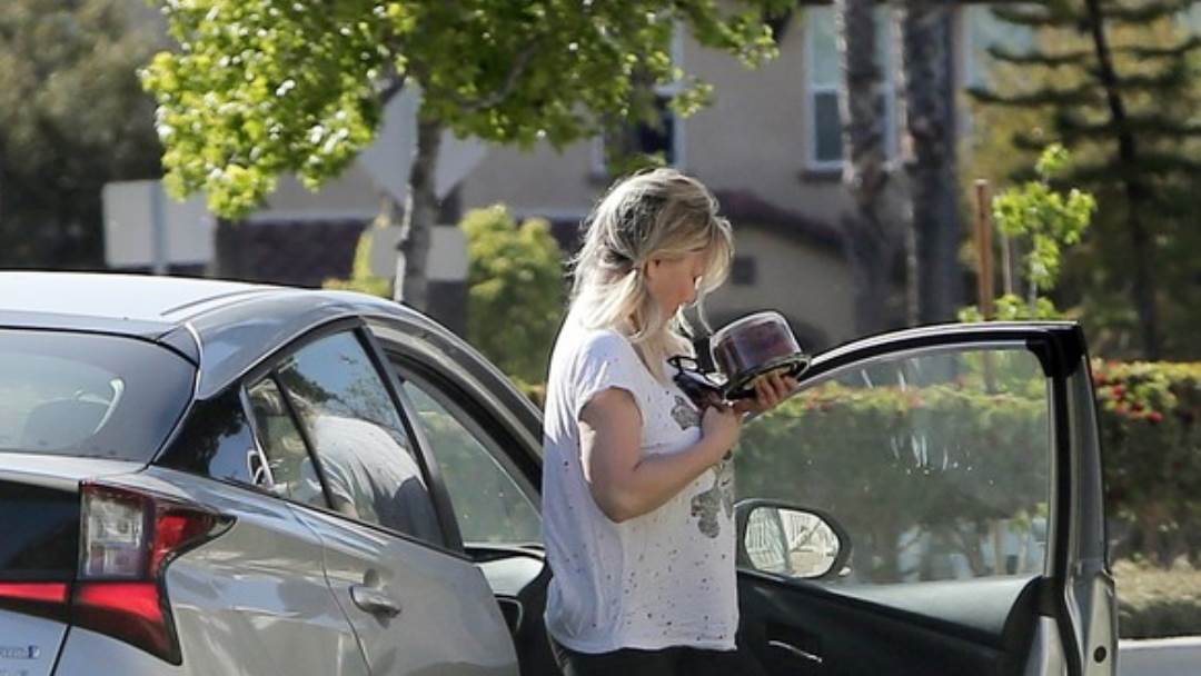 Heather Locklear pričala sama sa sobom | Story