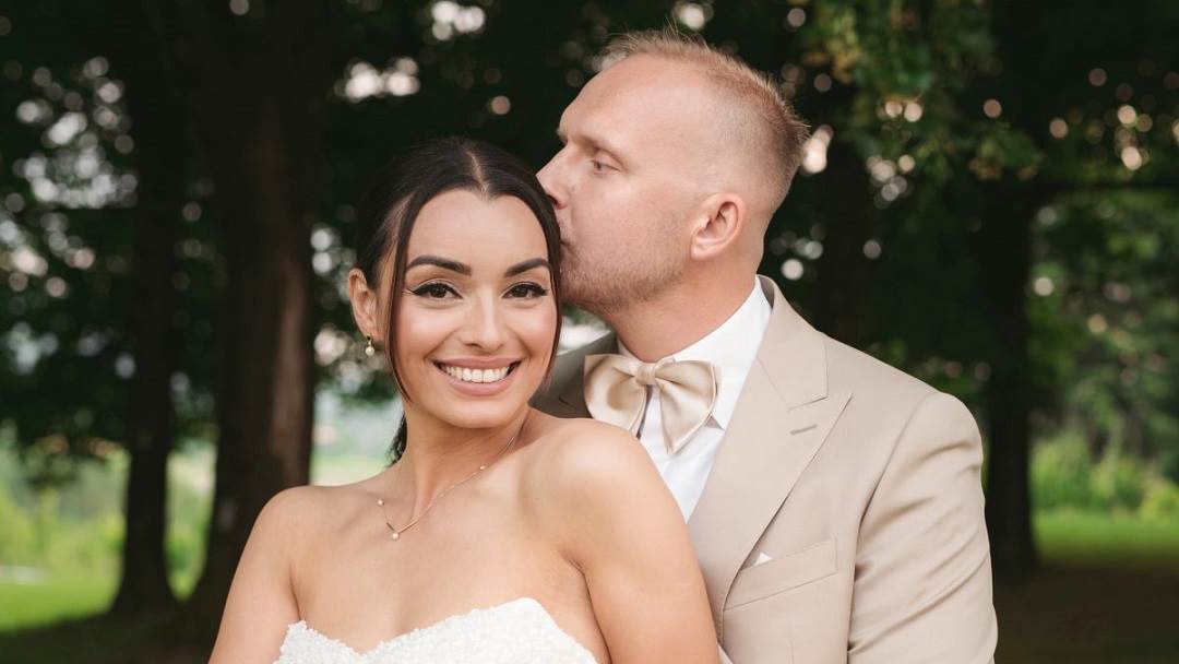 Sementa Rajhard pokazala majku | Story