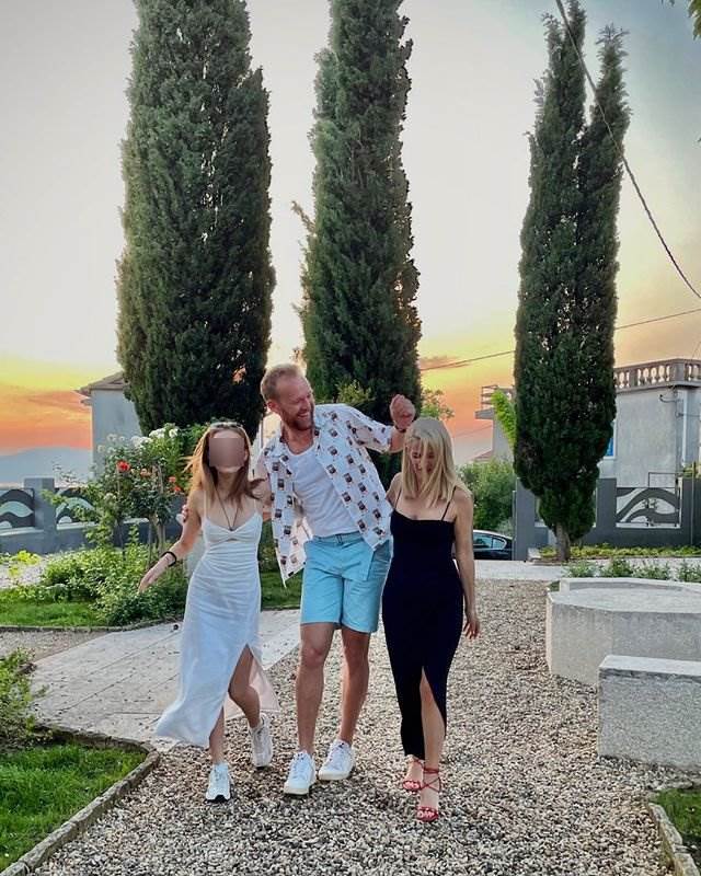 Saša Lozar rasplakao svoju kćer nastupom na Dori | Story