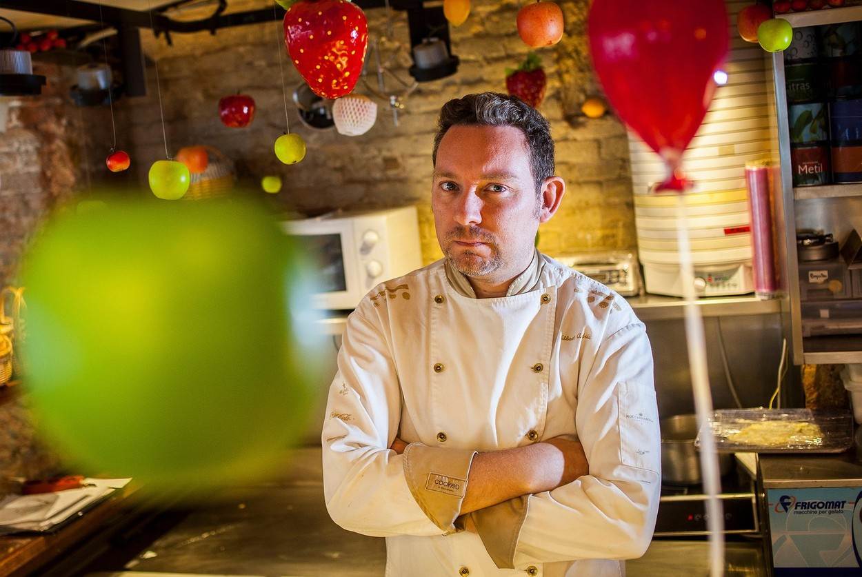 Chef Albert Adria restoran Enigma Barcelona | Story