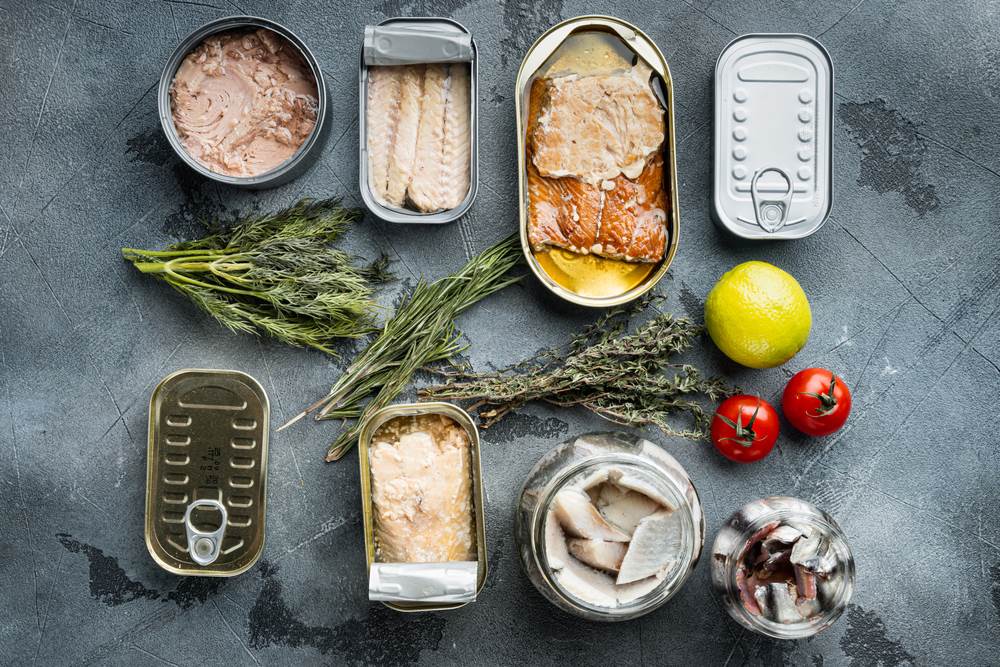 Ukusan obrok od ribe u konzervi | Story