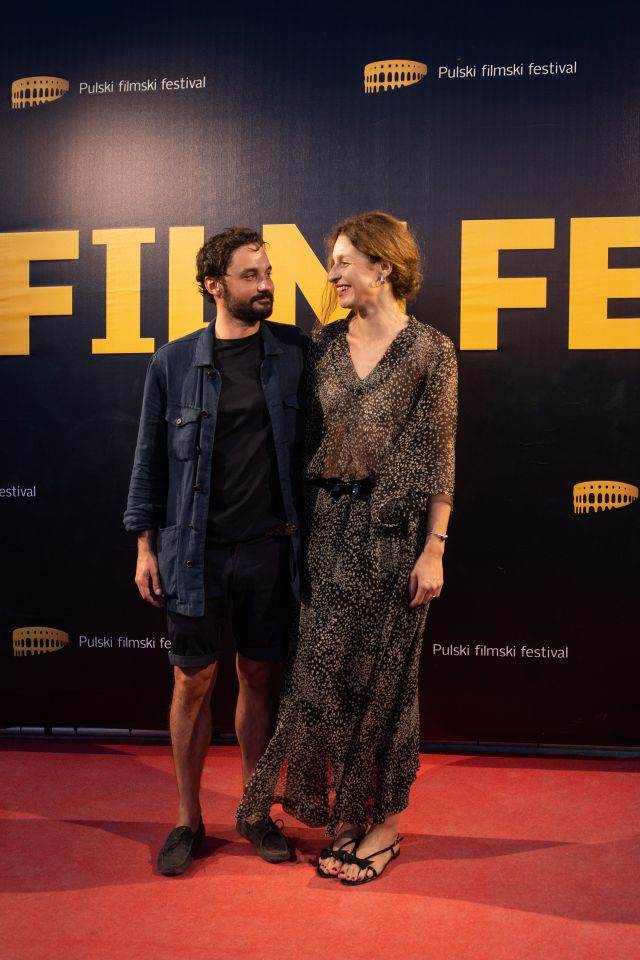 Filip Križan i Iva Visković Križan na crvenom tepihu | Story