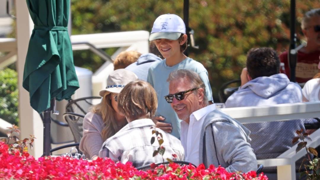 S kim je Kevin Costner varao ženu? | Story