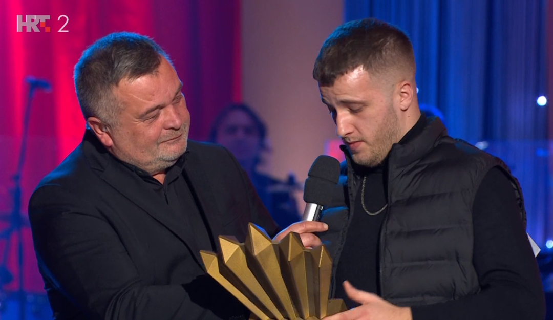 Koja pjesma je dobila nagradu Cesarica za hit godine | Story